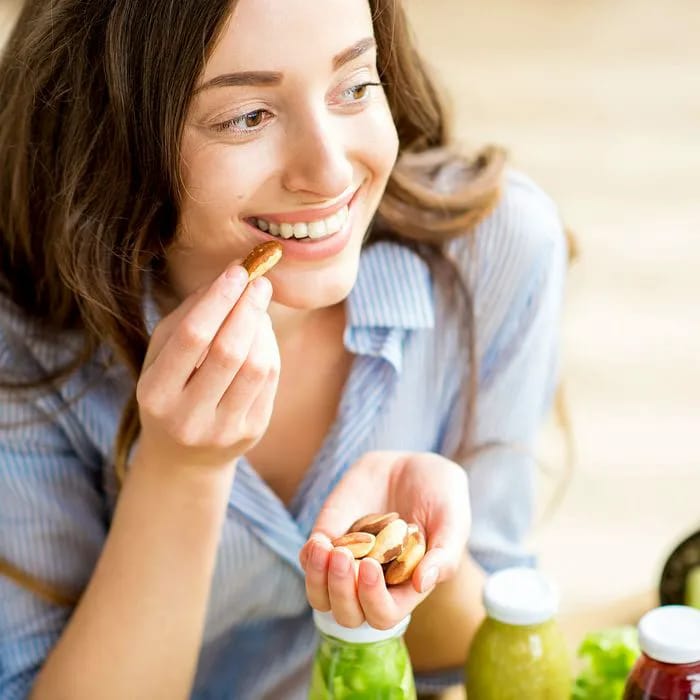 A Dietitian Who Lost 100 Pounds Shares The Simple, Hassle-Free Snacks ...