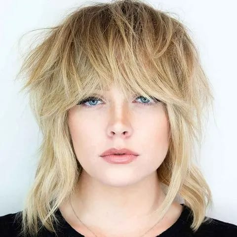 11 Flattering Haircuts That Bring Life And Volume Back To ‘Flat...