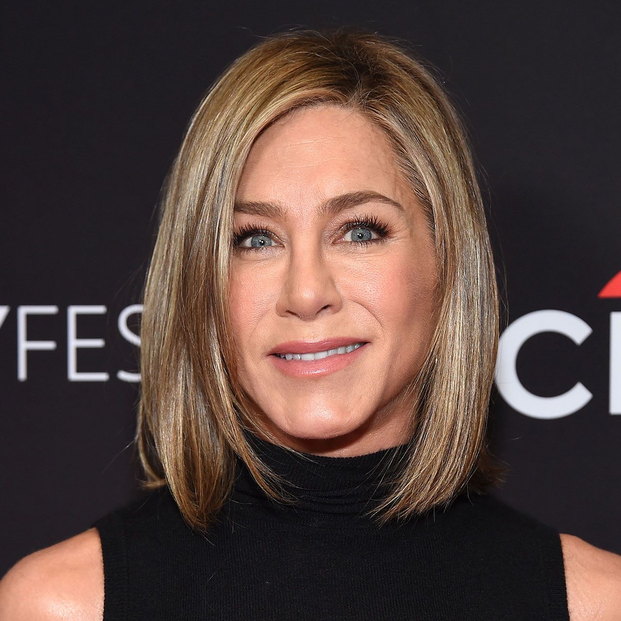 Fans Are Furious And ‘Disappointed’ After Jennifer Aniston Makes Rare ...