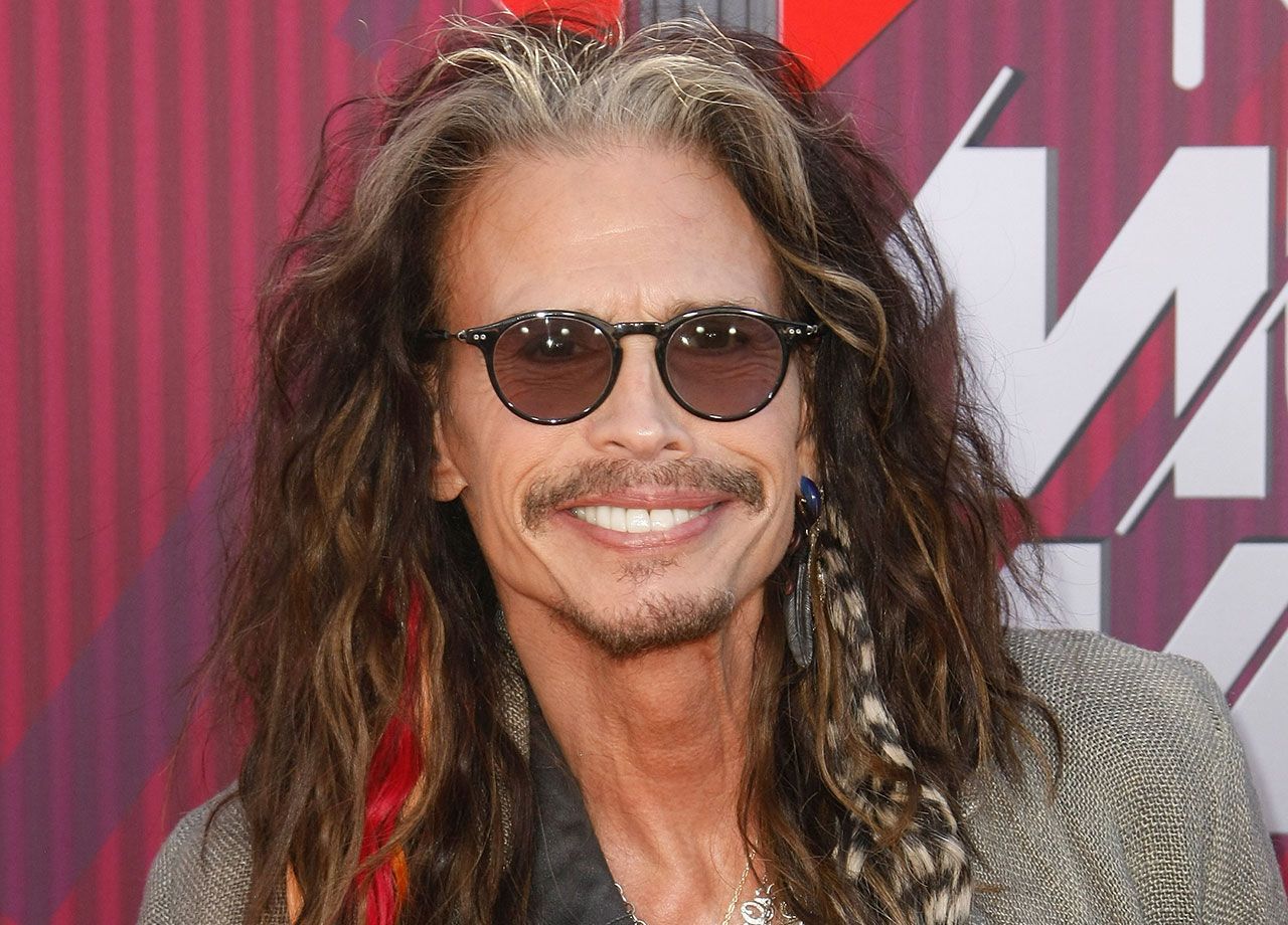 Steven Tyler’s Friend Gives Aerosmith Fans An Update On His Health ...
