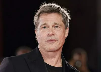 Plastic Surgeons Weigh In On Brad Pitt’s Alleged ‘Fat Transfer’ - SHEfinds
