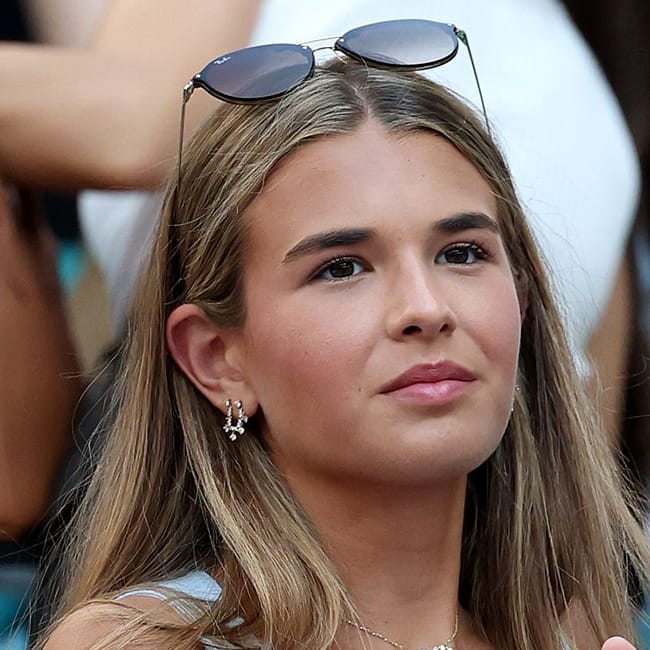 Fans Say Bianca Censori Looks Like A ‘Cartoon Character’ In A Bullet ...