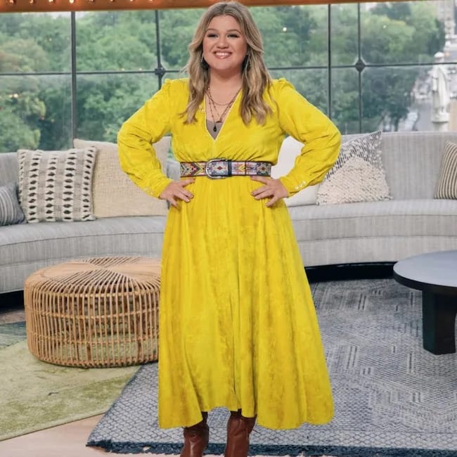 Are Kelly Clarkson And Brett Eldredge Dating? Here’s Everything W...