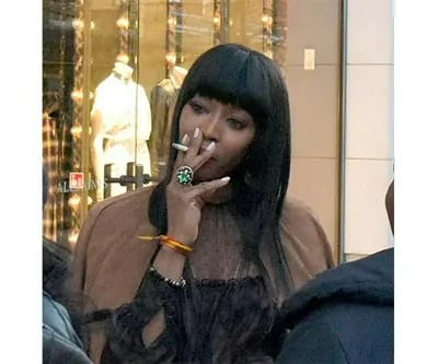 Black Celebrities Who Smoke Cigarettes 60 Photos - Moonagedaydream.film