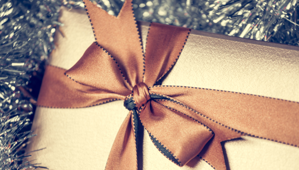 Holiday Perks For Loyalists | Best Holiday Store Perks - SHEfinds