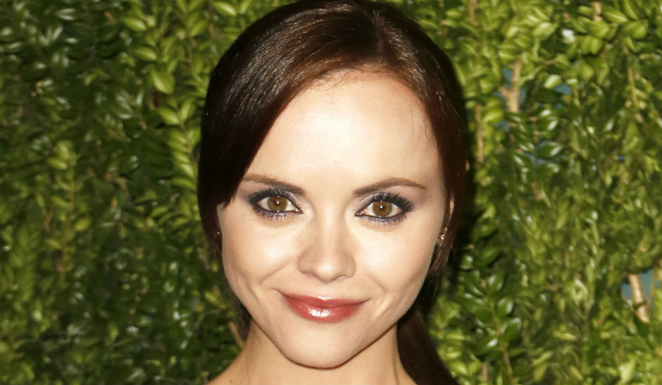 Celebrities Who Grew Up To Be Hot | Ugly Duckling Child Stars - SHEfinds