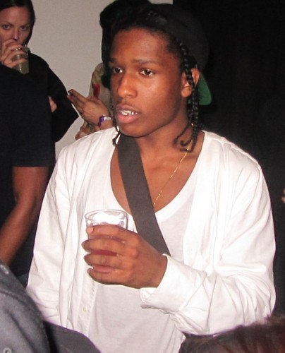 Celebrities Born In October| Celebrity October Birthdays - SHEfinds