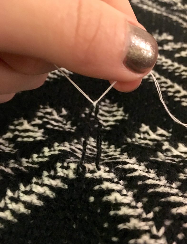 How To Fix Snagged Clothing | How To Fix A Snag - SHEfinds