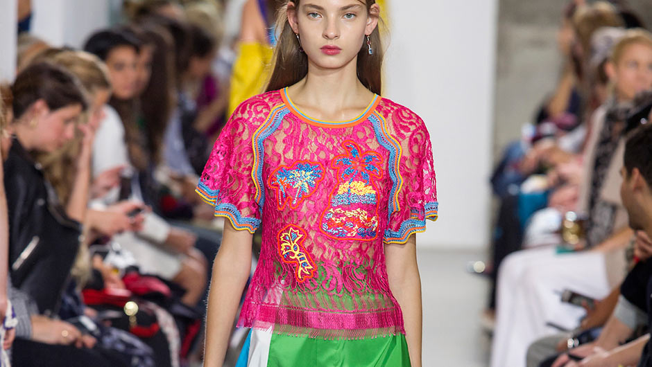 What Color Is Everyone Wearing In 2017 - SHEfinds