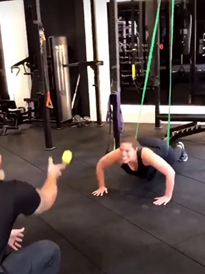 Ashley Graham Reveals Her Exact Total-Body Workout And It Looks Insane ...