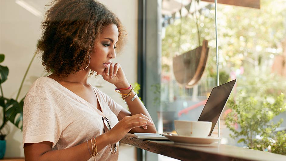 Exclusive: Dr. Murad On How To Protect Your Skin From Too Much Screen ...