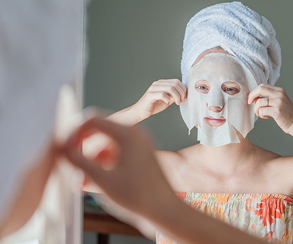 Once And For All, This Is The Right Side Of The Sheet Mask To Apply To ...