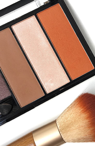 How To Apply Ear Makeup Like Kylie Jenner - SHEfinds