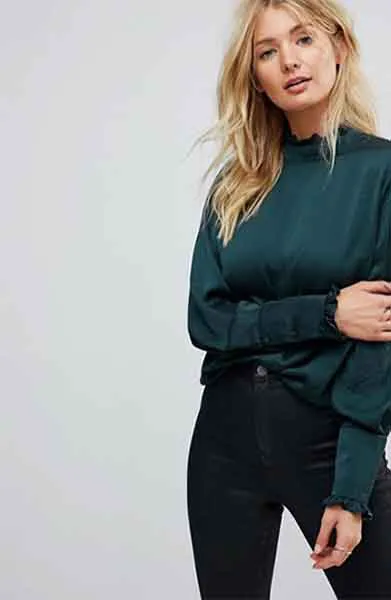 The Search Is Over–These Are The BEST Tops For Women With Big Boobs ...