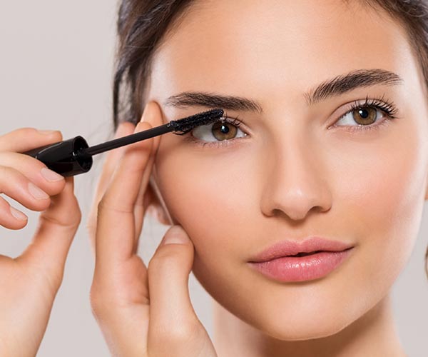 6 Life-Changing Mascara Tricks Every Woman Should Know - SHEfinds