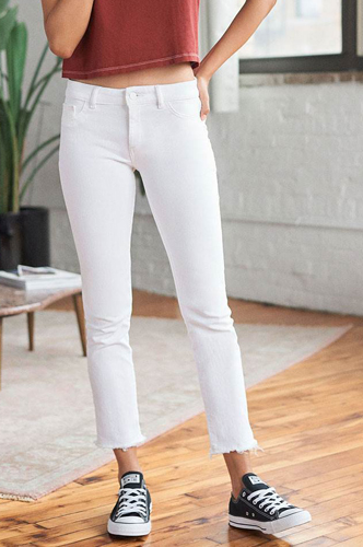 We Found The Perfect White Jeans For People Who Hate White Jeans - SHEfinds