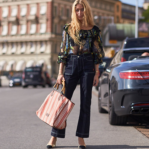 We Never Expected To See Jeans Like THIS–But Now It’s A Huge Trend ...