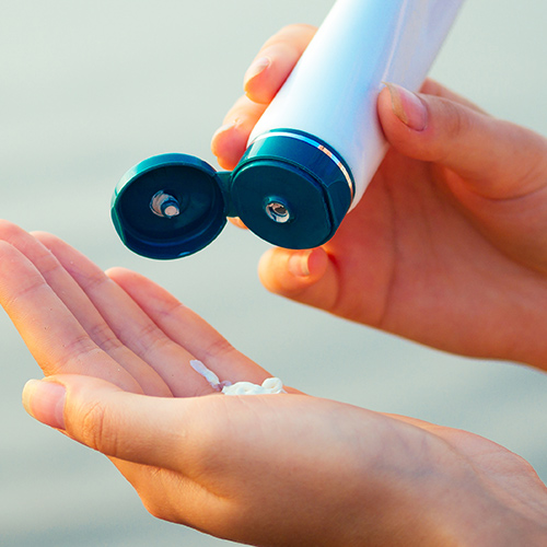 The 8 Best Face Sunscreens For Every Skin Type– Find The One That’s ...