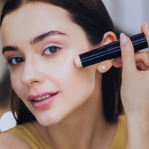 Tired Of Creasing And Caking? These Are The Best Concealers You *Need ...