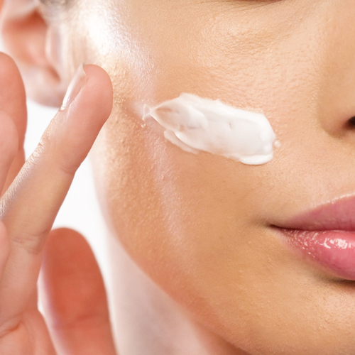 This Is The Best Daily Anti-Aging Sunscreens Dermatologists Swear By ...