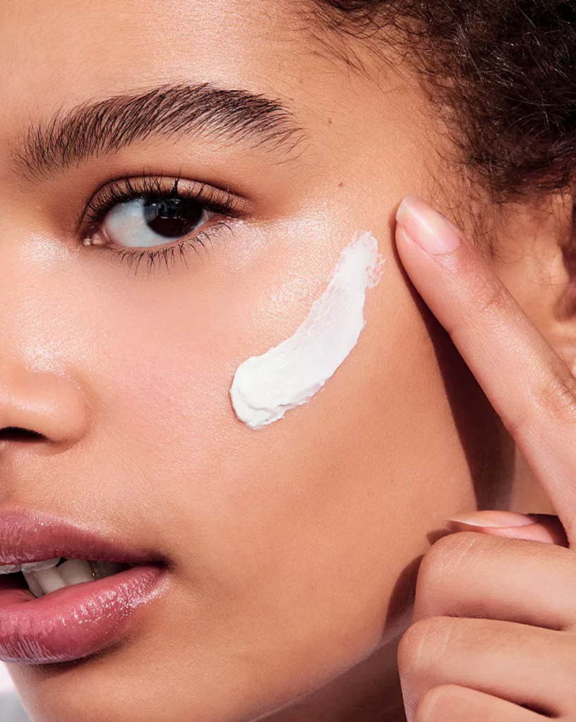 Want Seriously Soft, Smooth Skin For Summer? This Is The Moisturizer ...