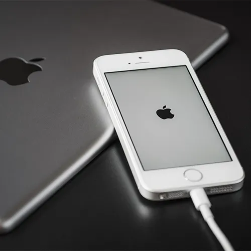 This Is The Best Time To Charge Your iPhone For An Extended Battery ...