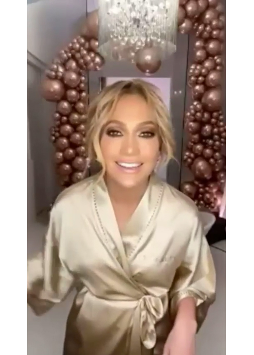 You Might Want To Brace Yourself For Jennifer Lopez’s ‘Real Face’–It’s ...