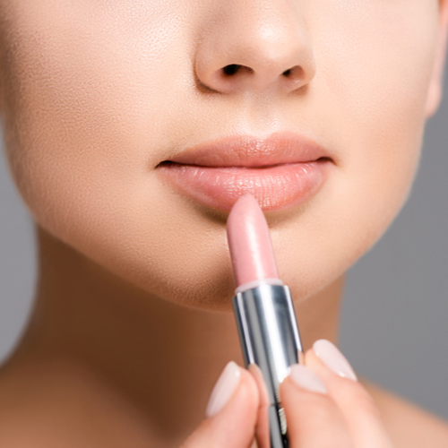The One Universally Flattering Lipstick Shade Every Woman Over 40 ...