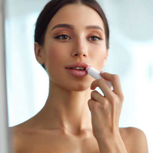 The One Universally Flattering Lipstick Shade Every Woman Over 40 ...