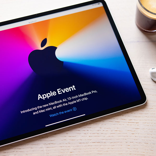 Apple Just Made A Huge Announcement–Employees Are FURIOUS! - SHEfinds