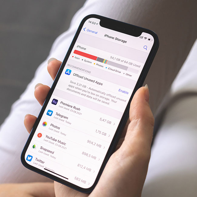 Here’s How Secure The iCloud *Actually* Is, According To Experts - SHEfinds
