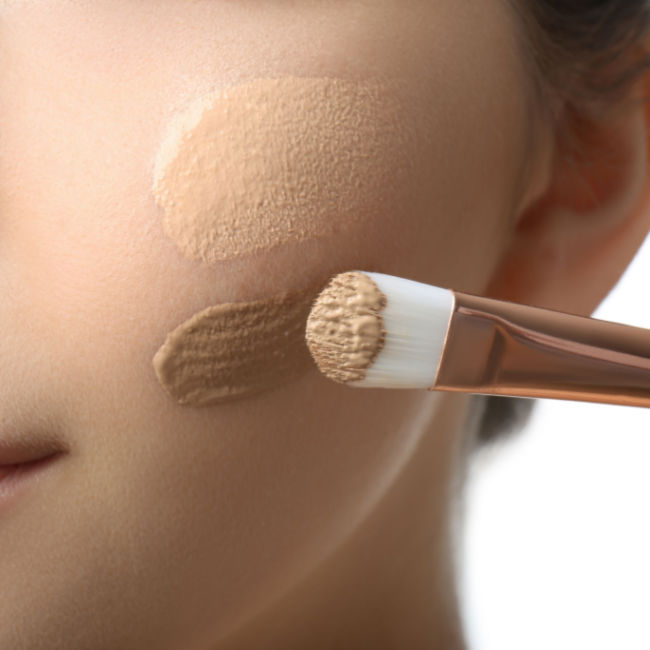 How Your Foundation Shade May Be Aging You, According To A Professional ...
