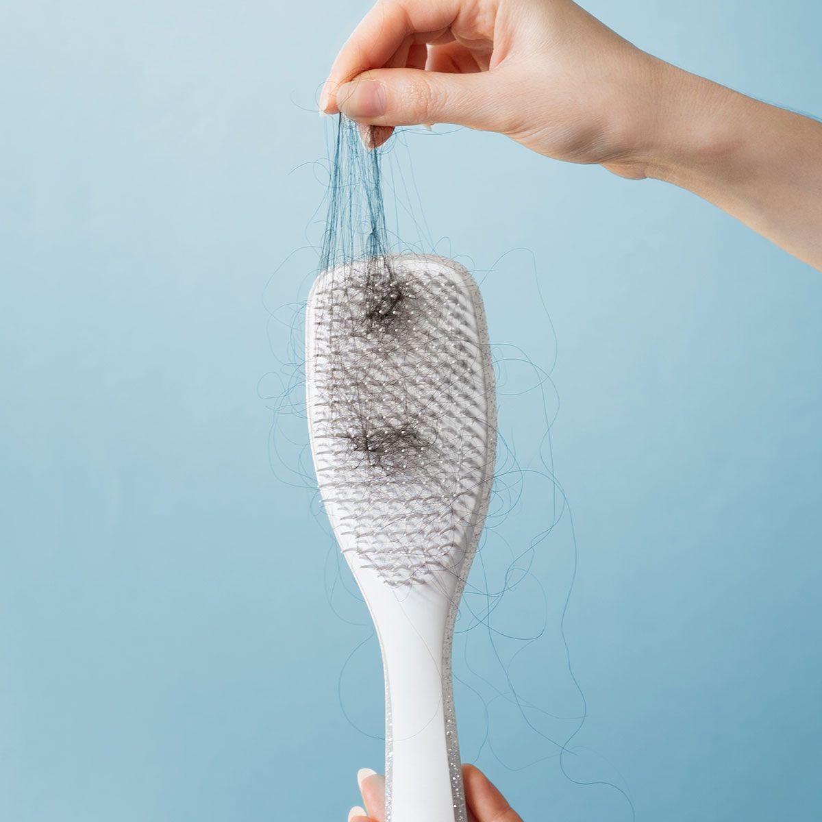 Stylists Share 3 ‘Life-Changing’ Hacks For Women Experiencing Hair Loss ...