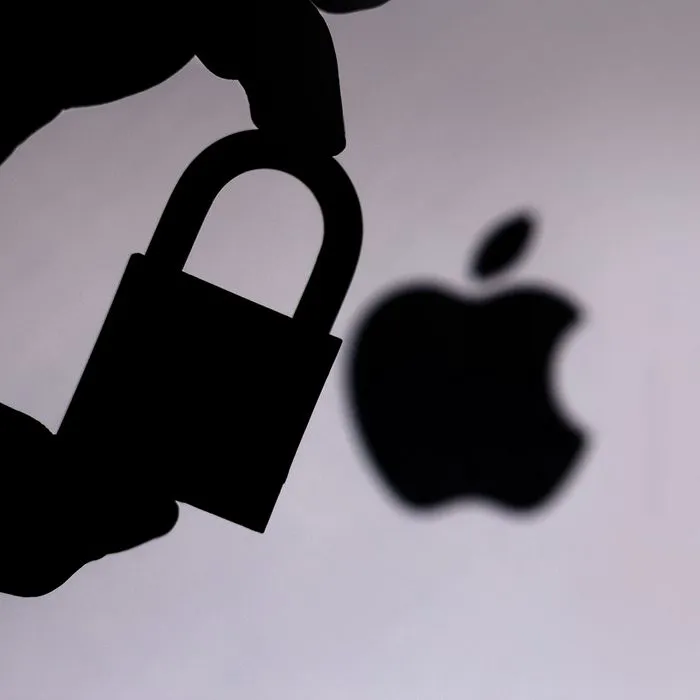 4 iPhone Settings You Should Change ASAP To Protect Your Privacy - SHEfinds