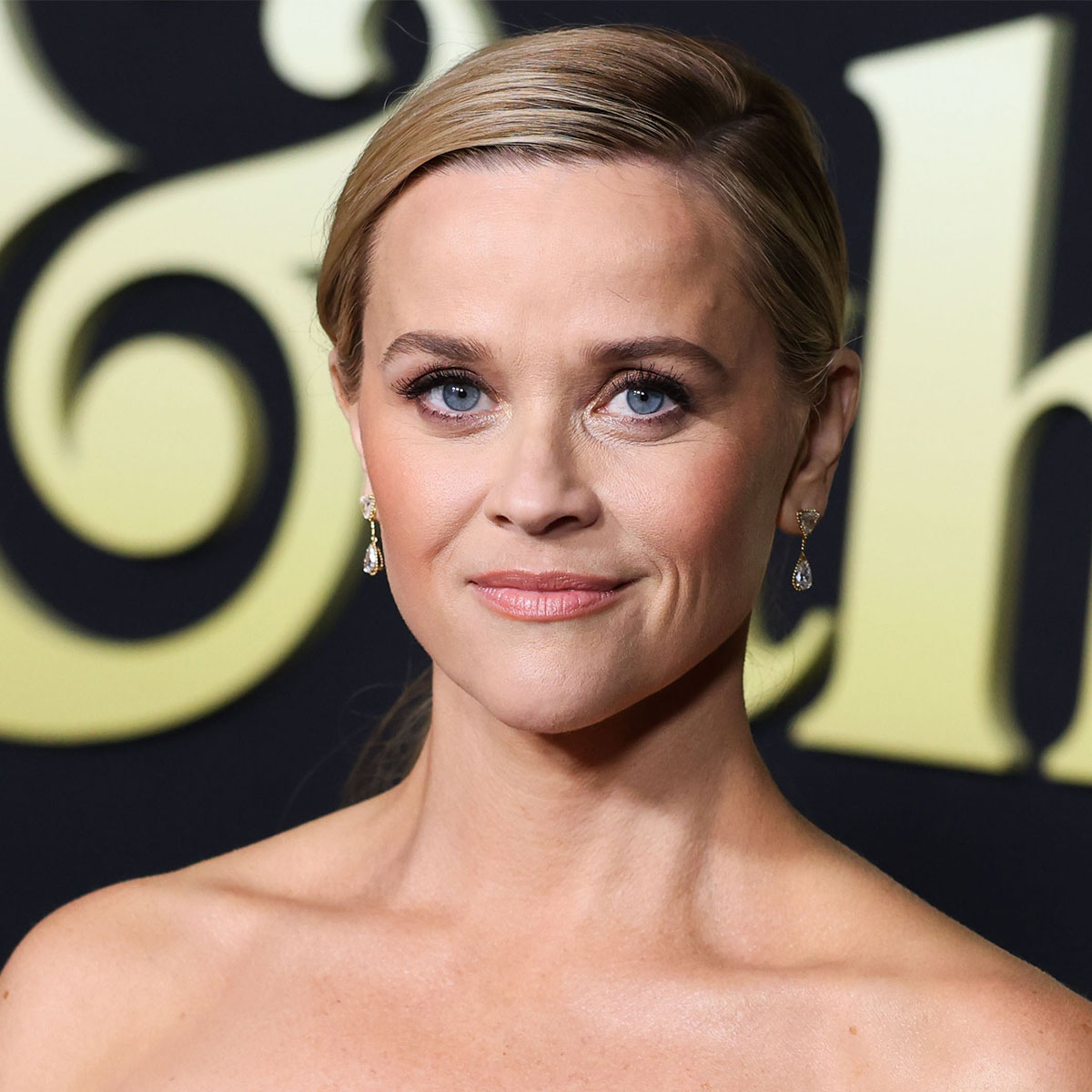 Reese Witherspoon’s Makeup Artist Reveals Her Secret To Flawless Skin ...