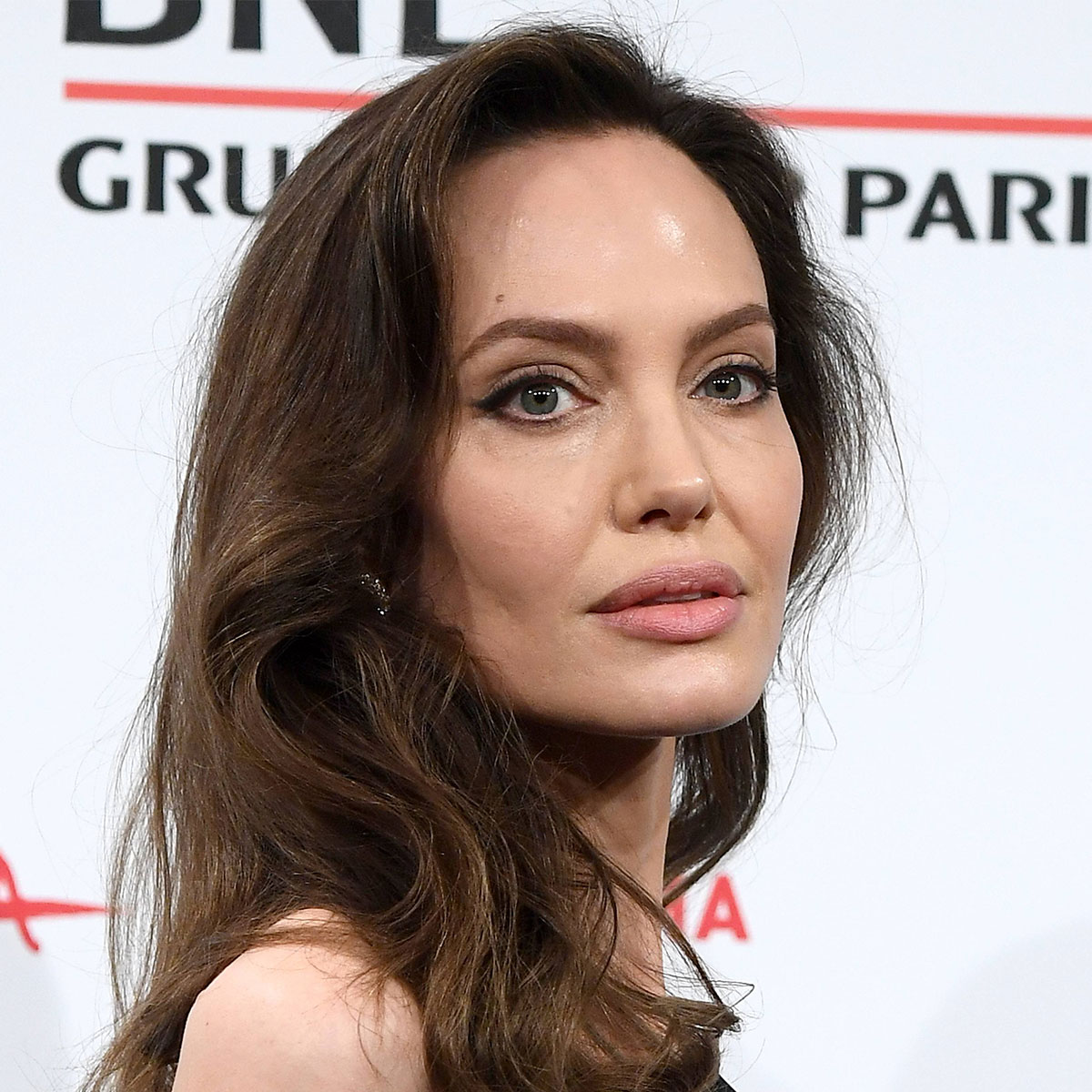 Angelina Jolie Is Reportedly ‘Traumatized’ By Ongoing Divorce Battle ...