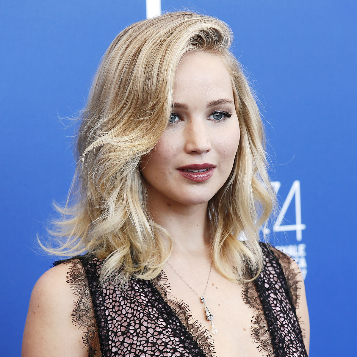 We Can’t Get Over The Low-Cut Crochet Top That Jennifer Lawrence Wore ...