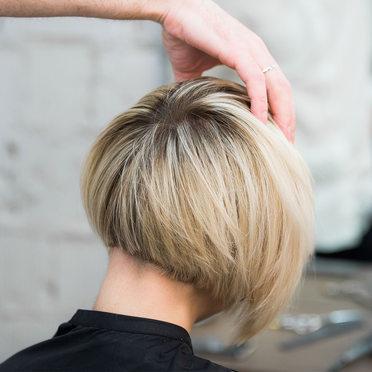 The ‘Wixie’ Is The Flattering, Wash-And-Wear Short Haircut For Women ...