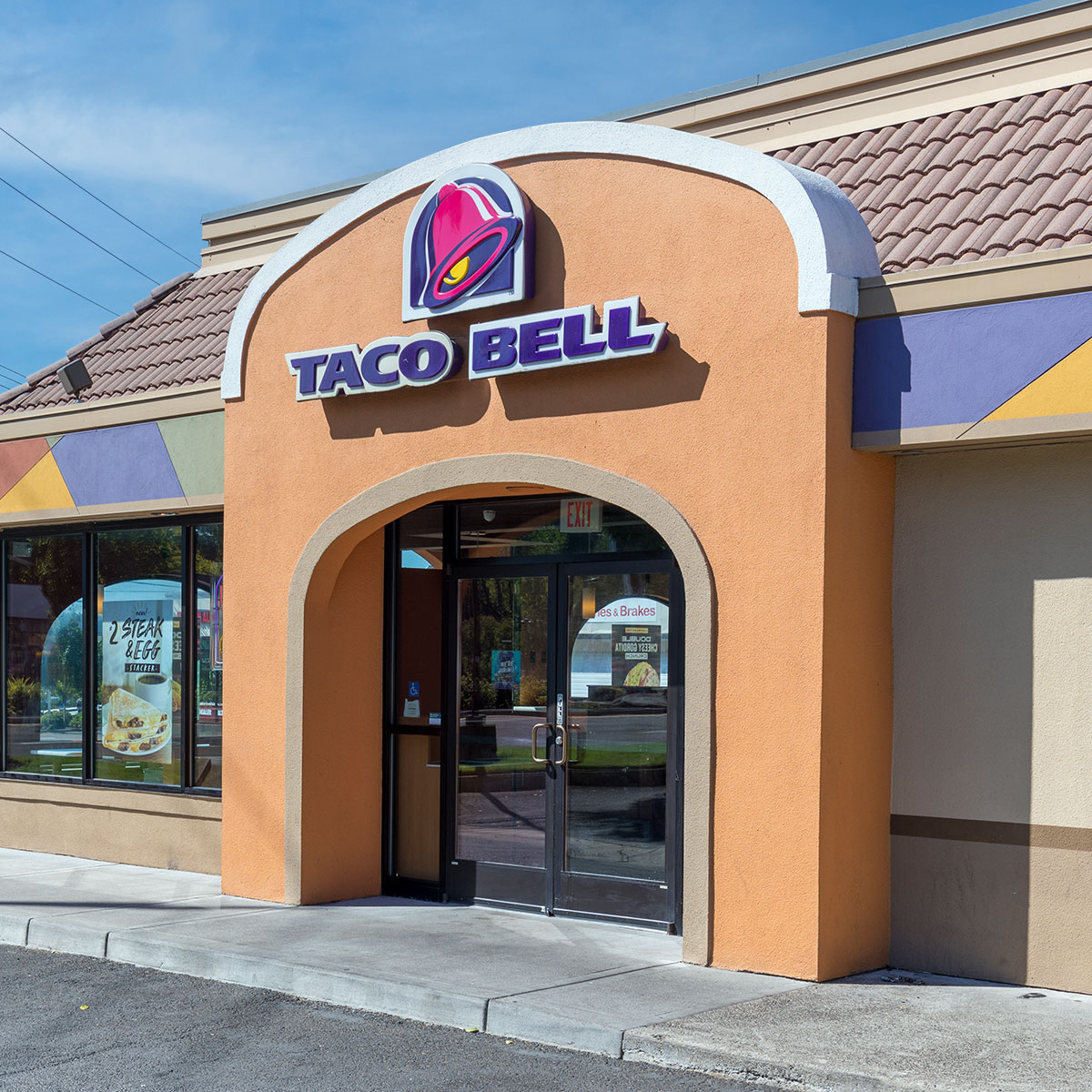 Taco Bell Is Bringing Back These Tacos And Fans Are ‘Thrilled!’ - SHEfinds