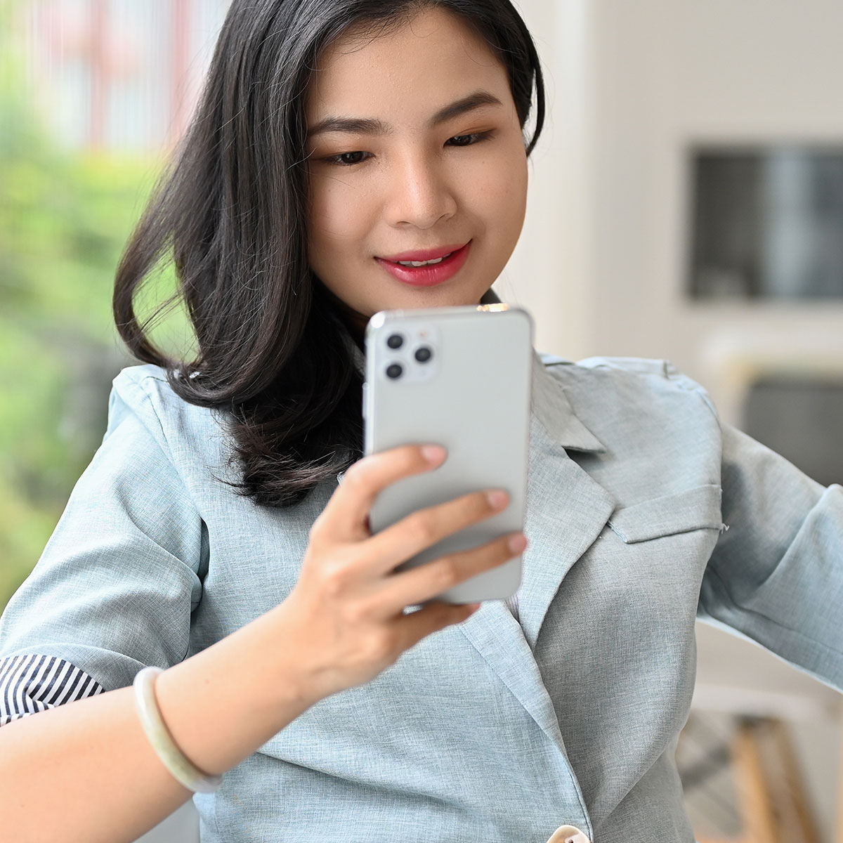 The iPhone Setting That Will Make Your Device Run *So Much* Faster Is ...