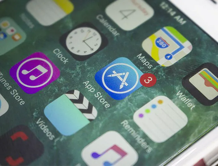 3 ‘Useless’ Apps That Are Taking Up Storage And Slowing Your iPhone ...