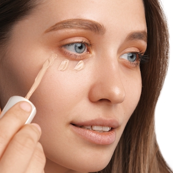 We Tested This Concealer That Has 20,000+ 5 Star Reviews On Amazon ...