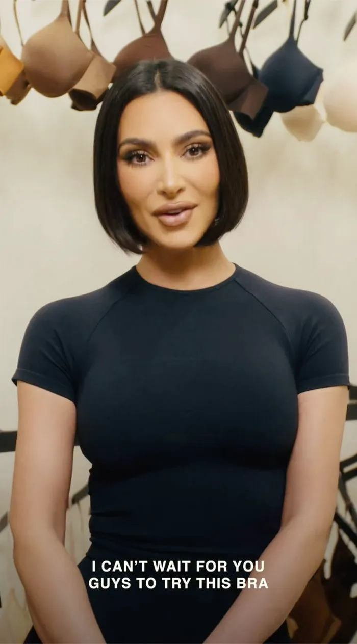 Fans Think Kim Kardashian ‘Looks Like Willy Wonka’ With Her New Chin ...