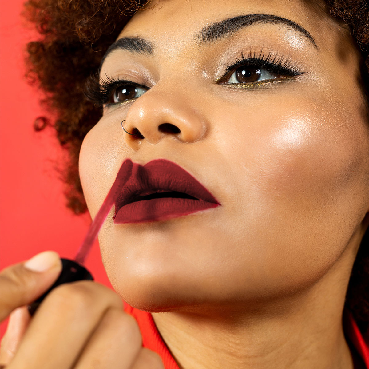 The Most Unflattering Shade Of Eye Makeup For Your Hair Color ...