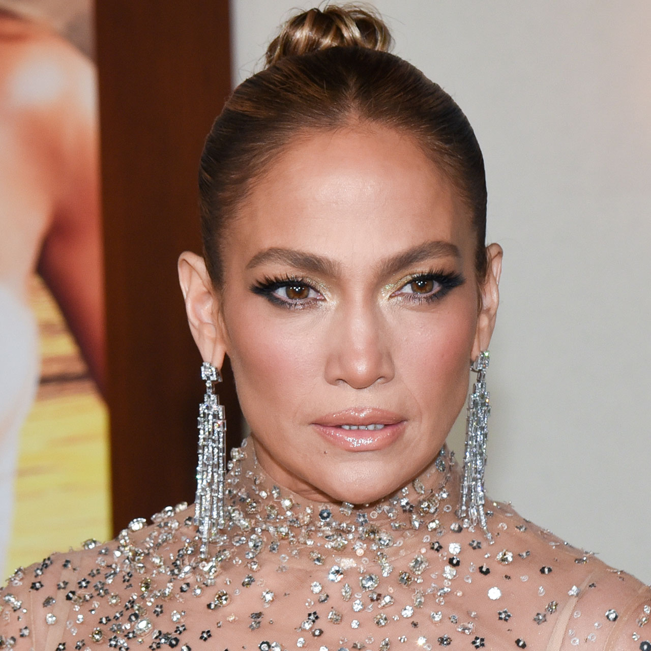 Jennifer Lopez Puts Her Famous Curves On Display In A Red-Hot Holiday ...
