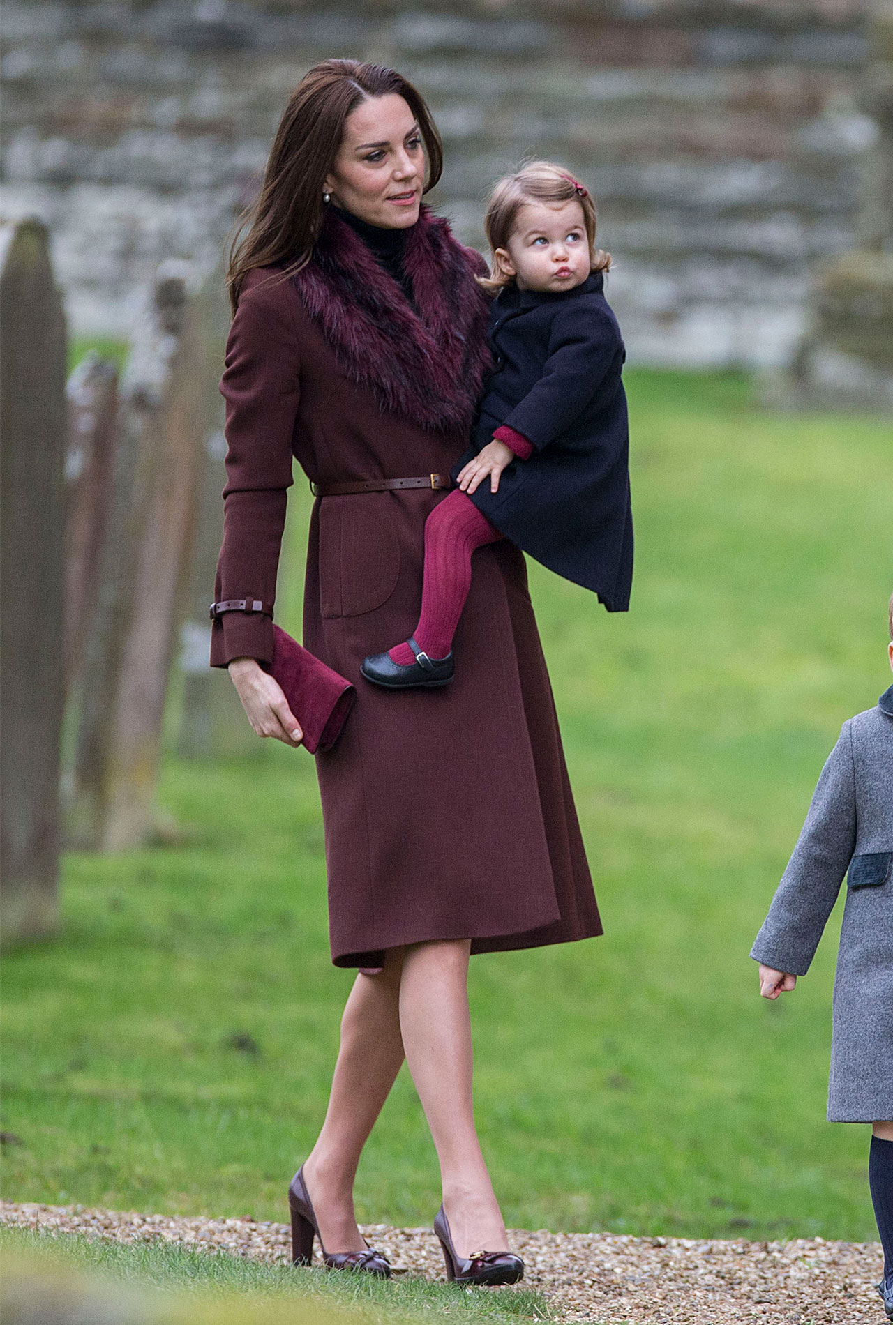 7 Of Our Favorite Kate Middleton Christmas Outfits She’s Worn Over The ...