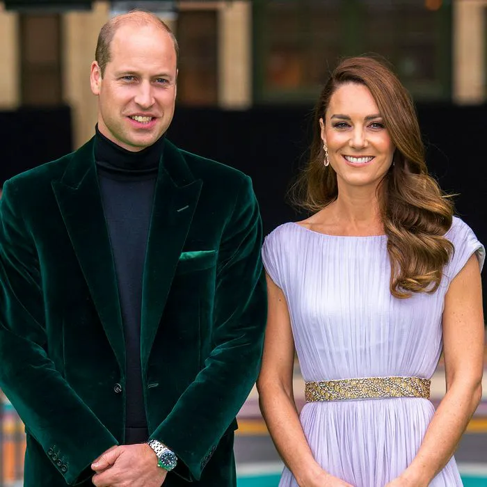 Royal Fans Claim To Have Spotted 2 ‘Photoshop Fails’ In Kate Middleton ...