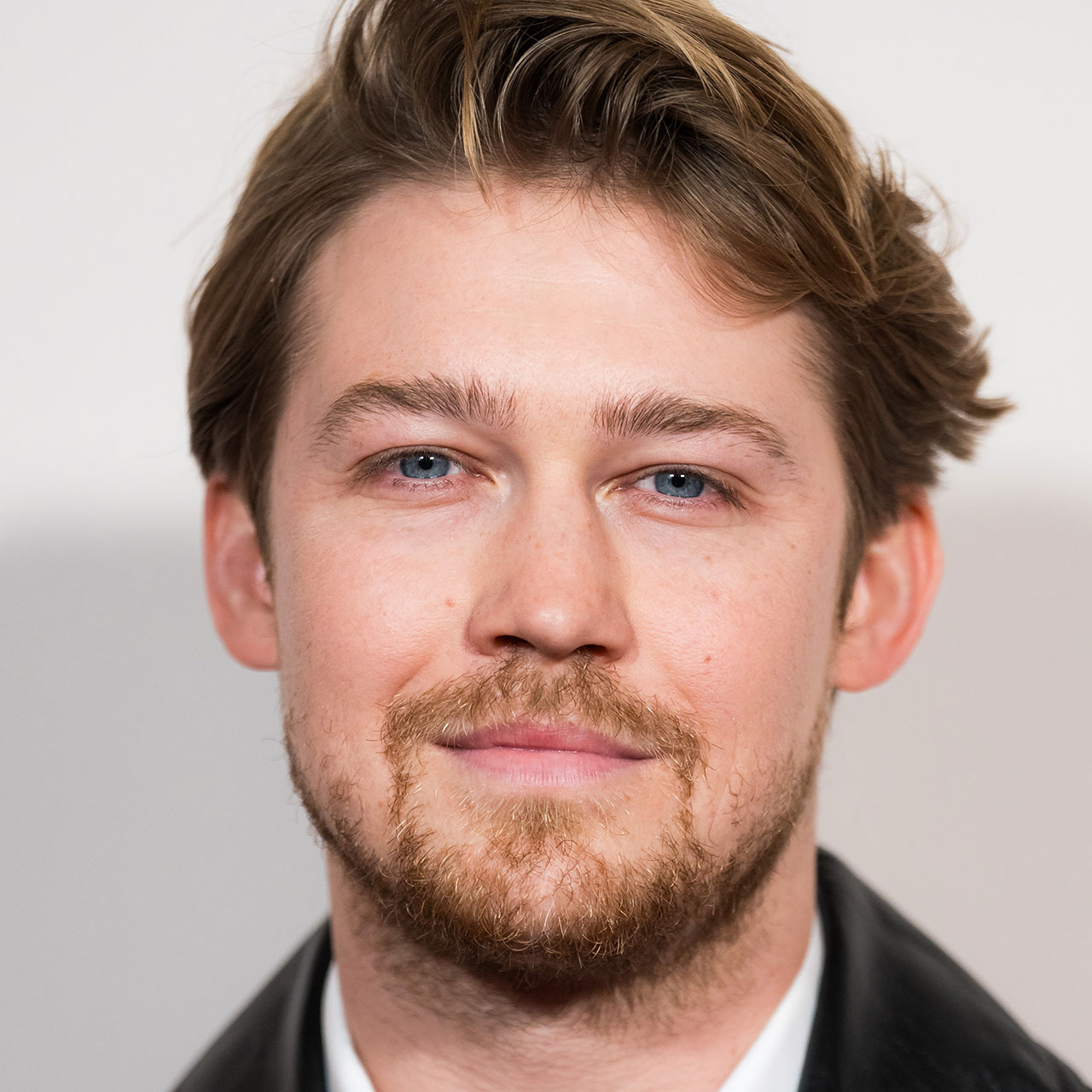 Fans Think Taylor Swift’s Ex Looks ‘So Handsome’ In His First Public ...