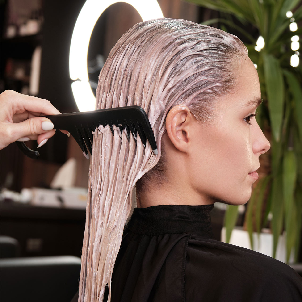 3 Short Haircuts For Women Over 50 That Are Going Out Of Style ...