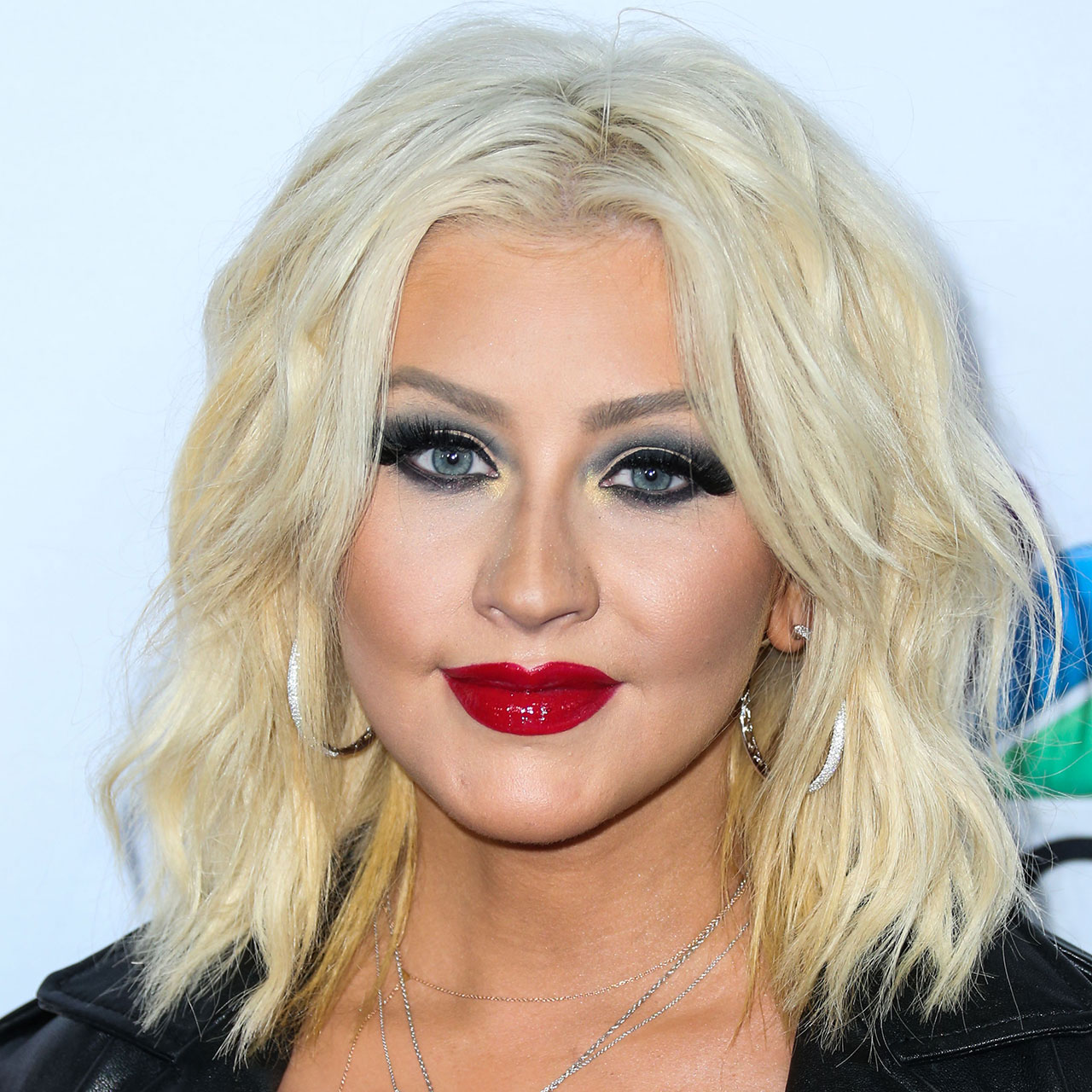 Christina Aguilera Flaunts Her Figure In A Curve-Hugging Bodysuit As ...